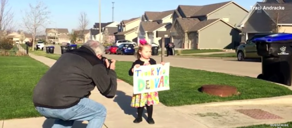 The Friendship Between a Little Girl and Her Garbage Man Will Melt Your ...