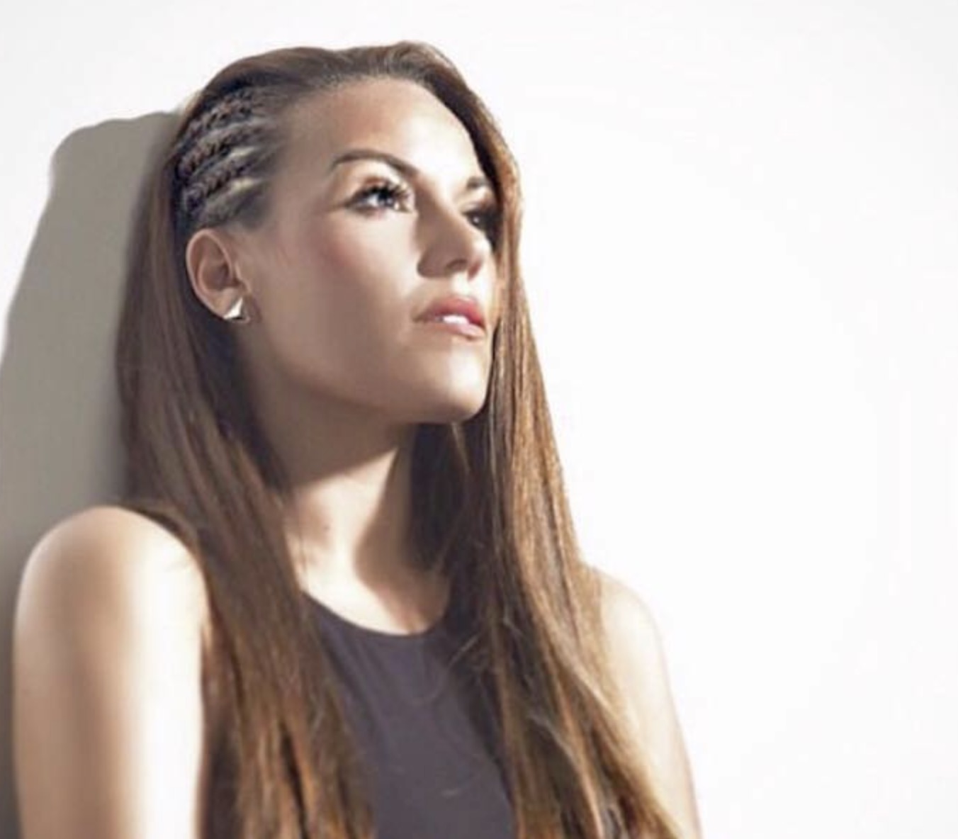 Watch This Singer Totally Transform a Popular Hit Song Into a Christian ...