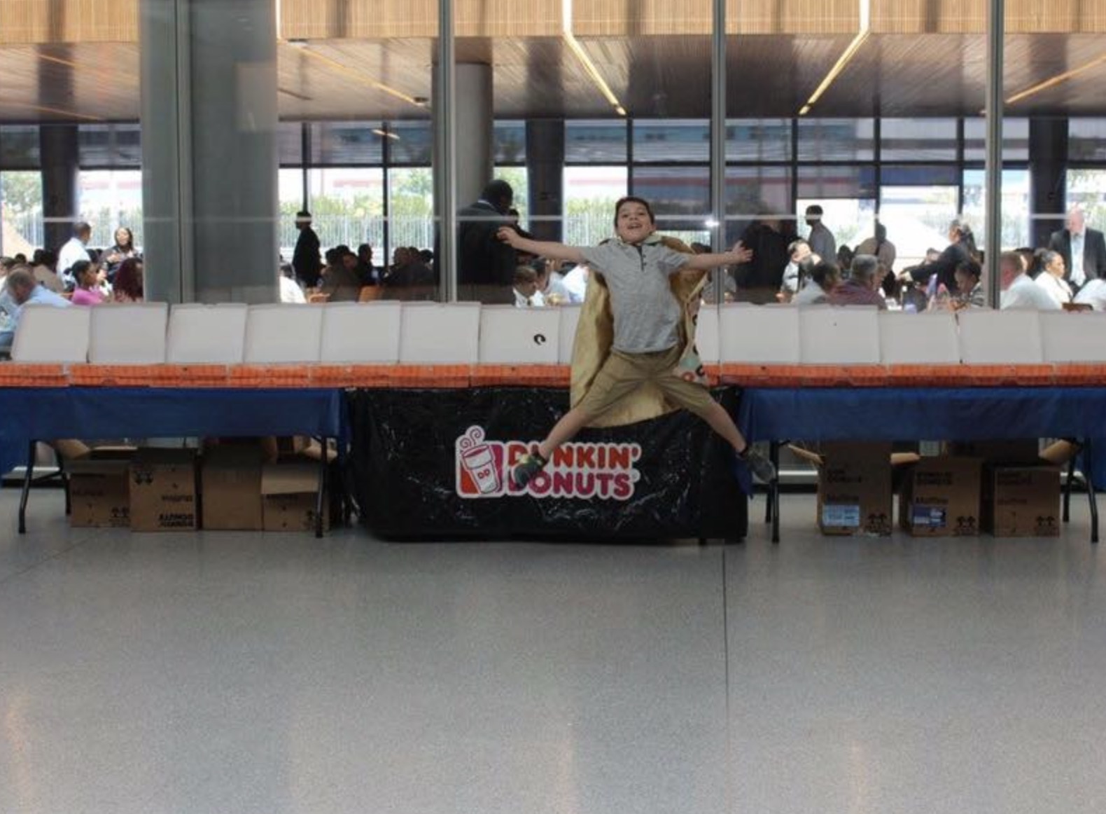 Meet ‘Donut Boy’ — the Pint-Sized ‘Superhero’ Who is Supporting Cops ...