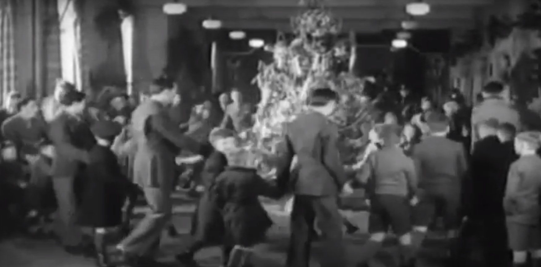 WATCH: Touching New Footage Has Emerged Of WWII US Air Force Personnel ...