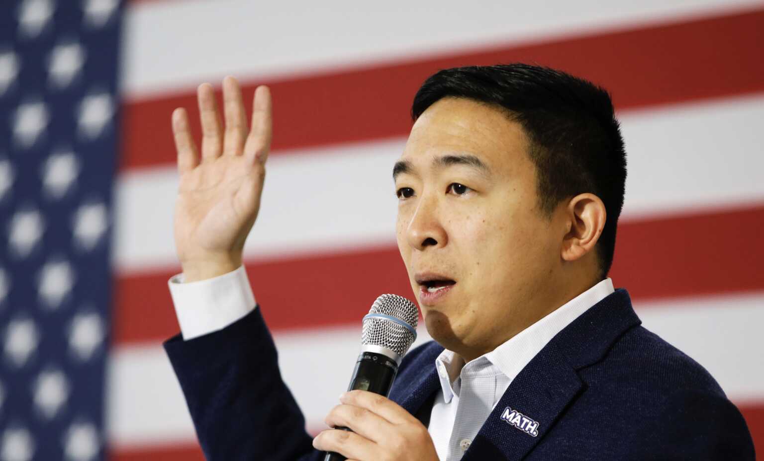 CNN’s Andrew Yang Calls Out ‘Fundamental Problem’ for Democratic Party ...