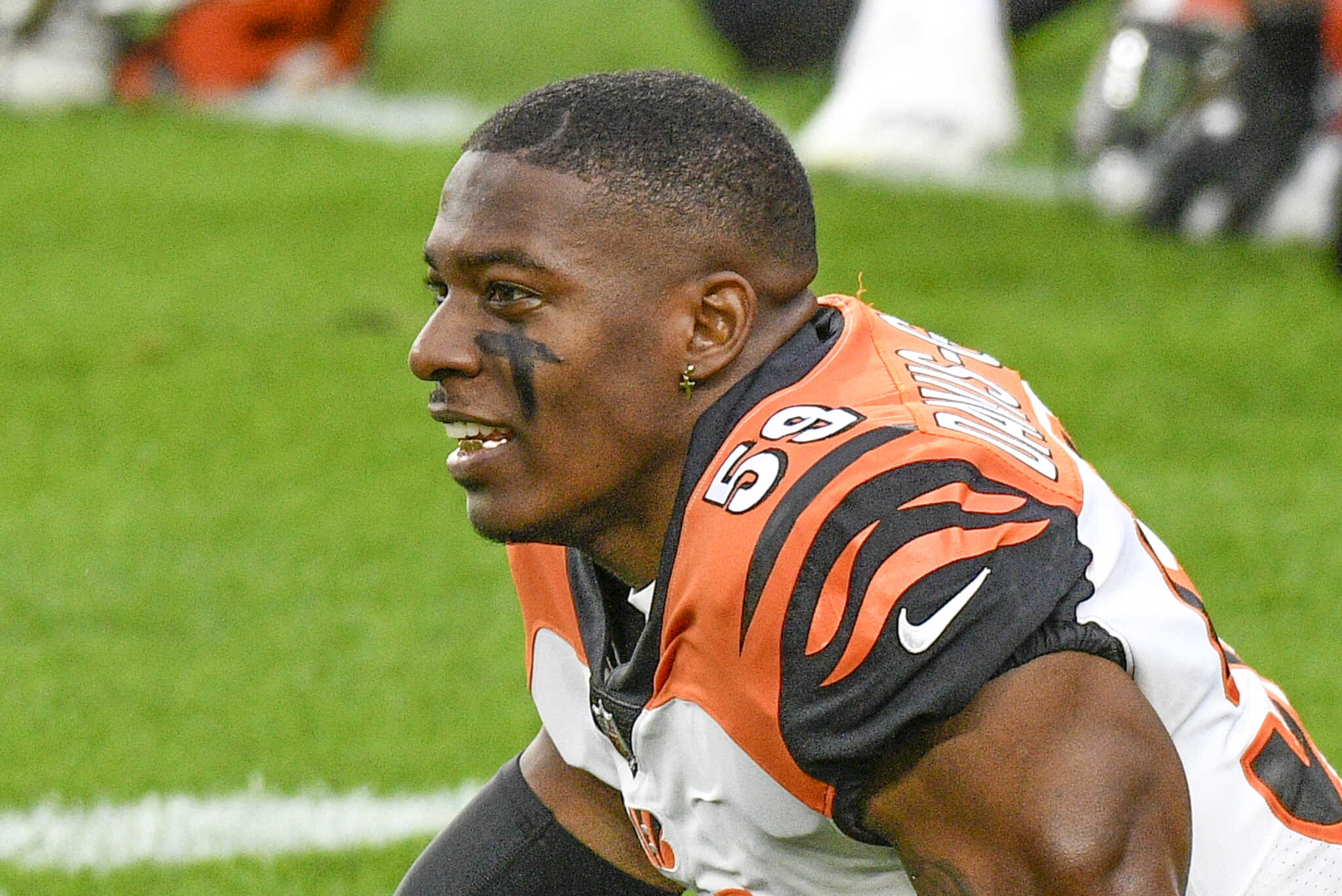 Bengals LB Akeem Davis-Gaither Boldly Embraces Baptism, Choosing Jesus ...