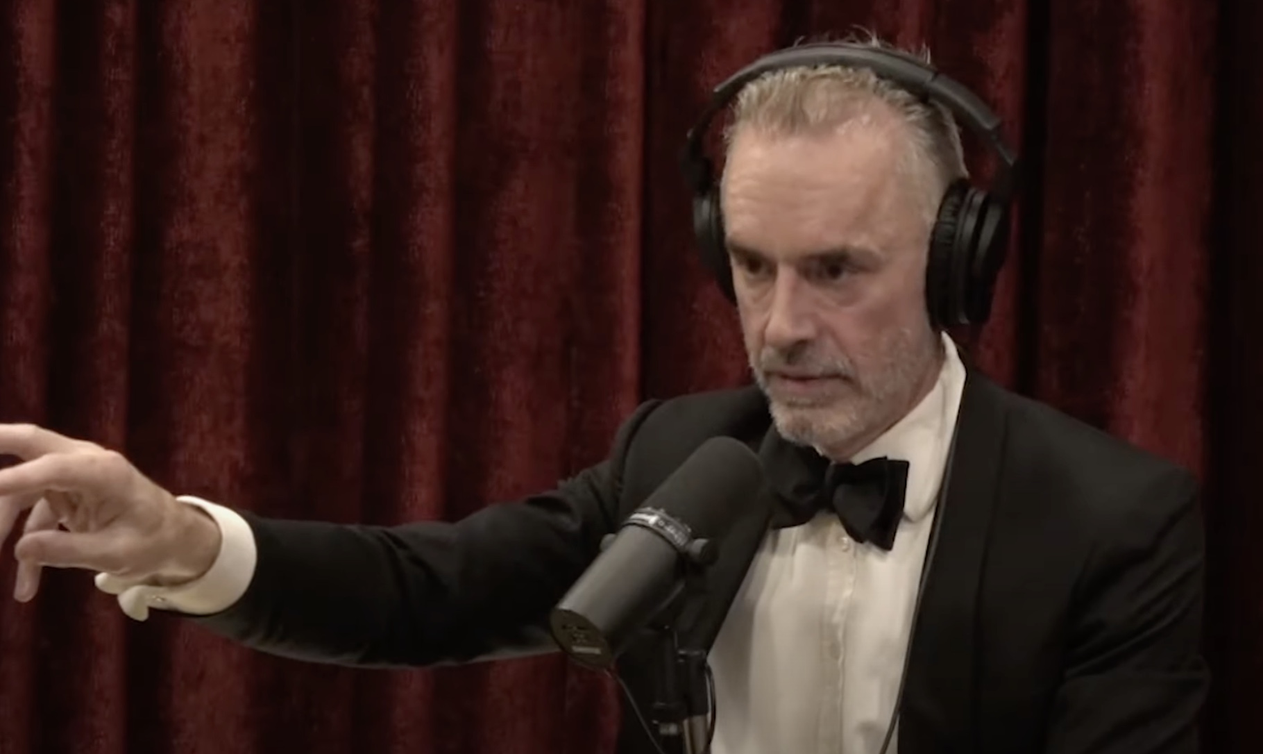 Famed Psychologist Jordan Peterson Tells Joe Rogan Why the Bible Is ...