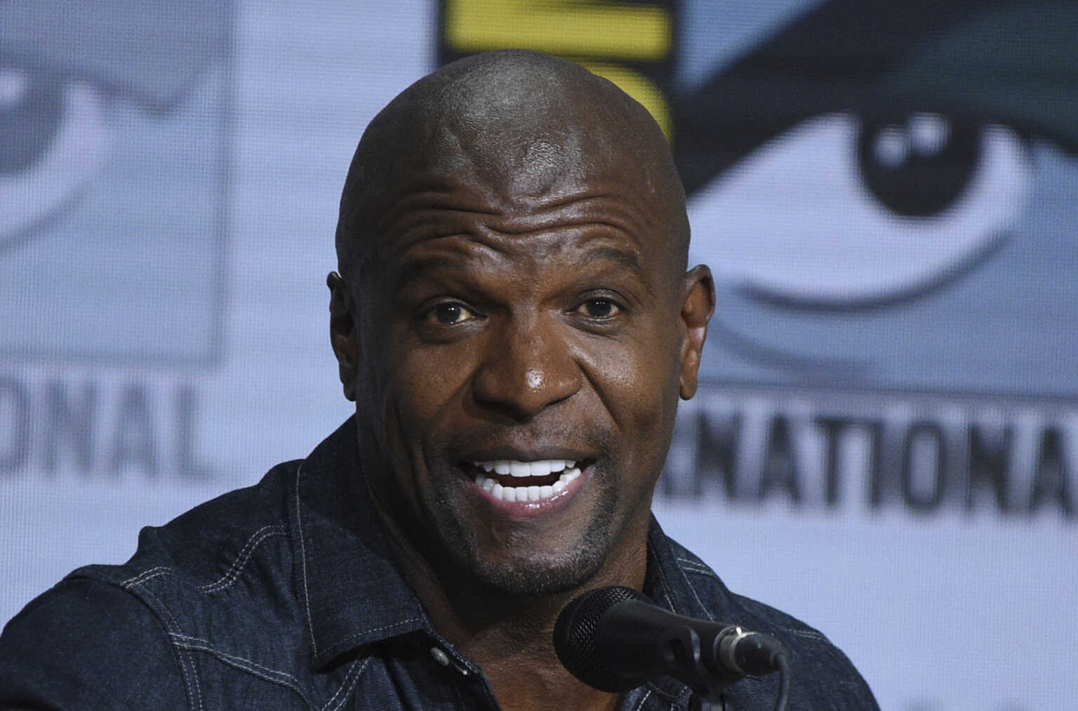 ‘AGT’ Host Terry Crews Opens Up About Drastic Steps He Took to Cut ...