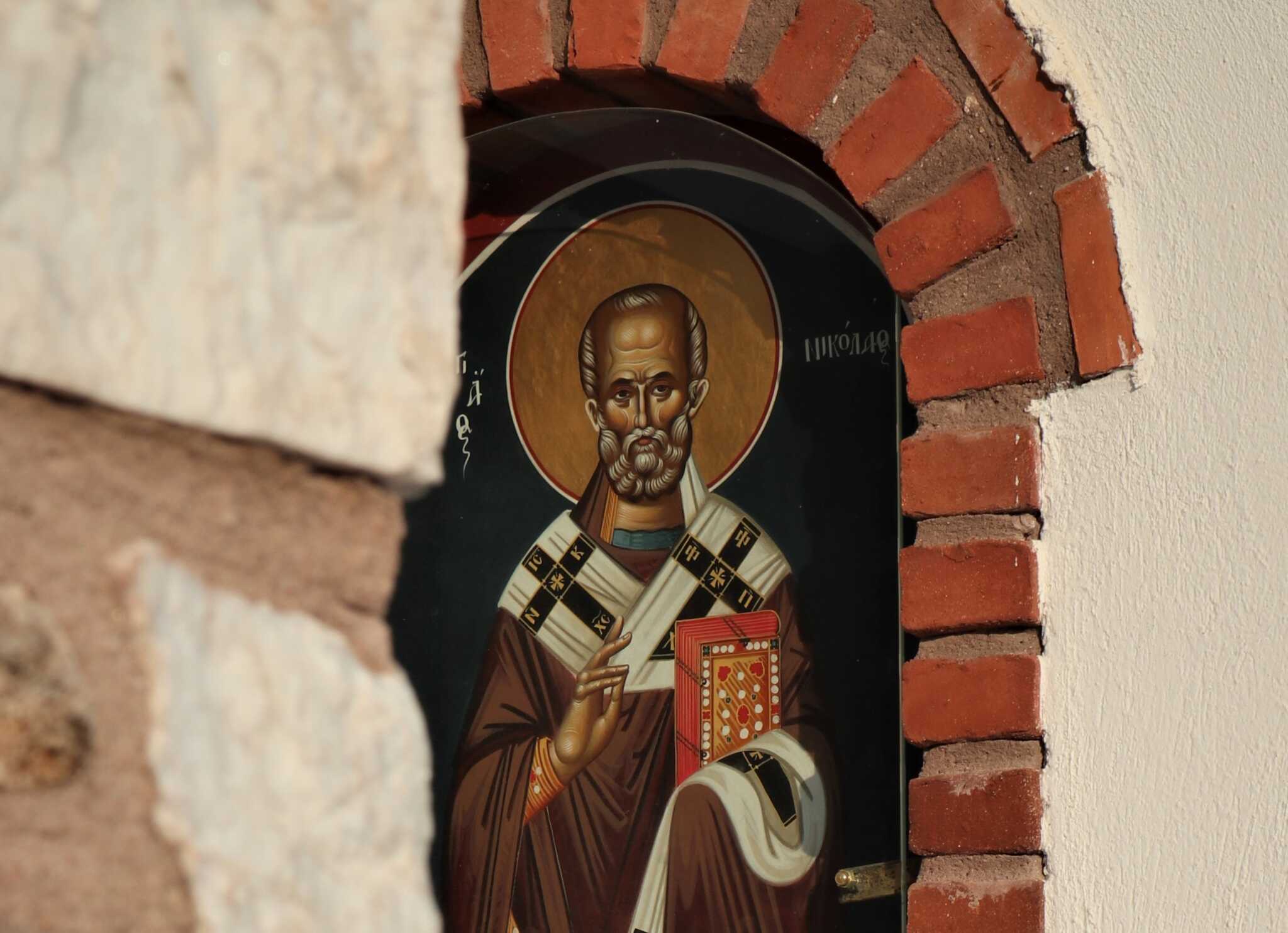 Tomb of Original Saint Nicholas Reportedly Found – Faithwire