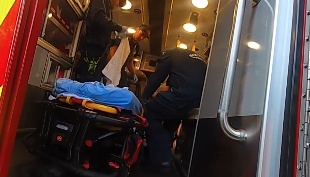 Cop Seen Saving Choking Infant’s Life in Heart-Stopping Bodycam Footage ...