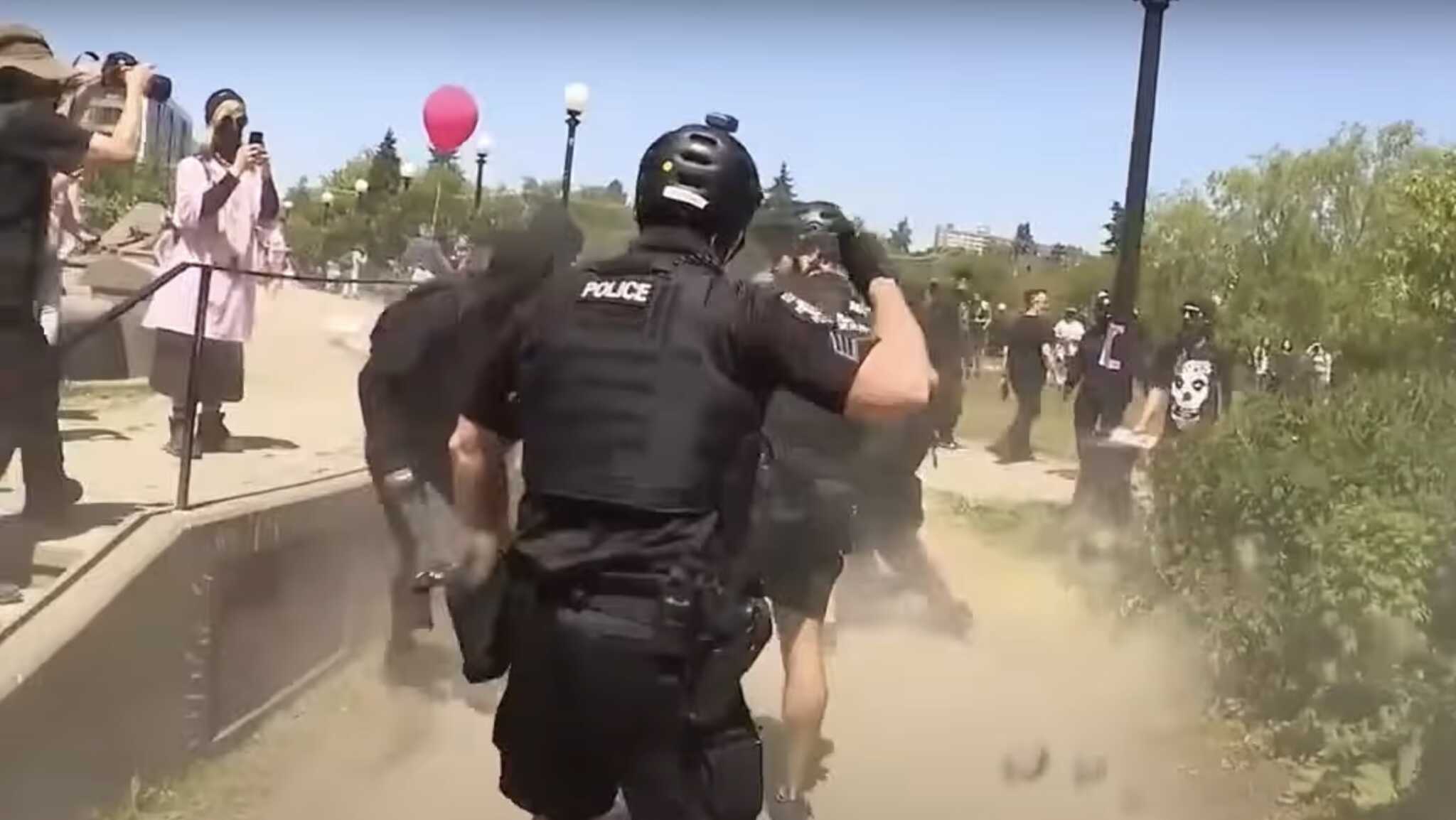 ‘This Turned Into a Riot’: Seattle Mayor Blames Christian Event ...