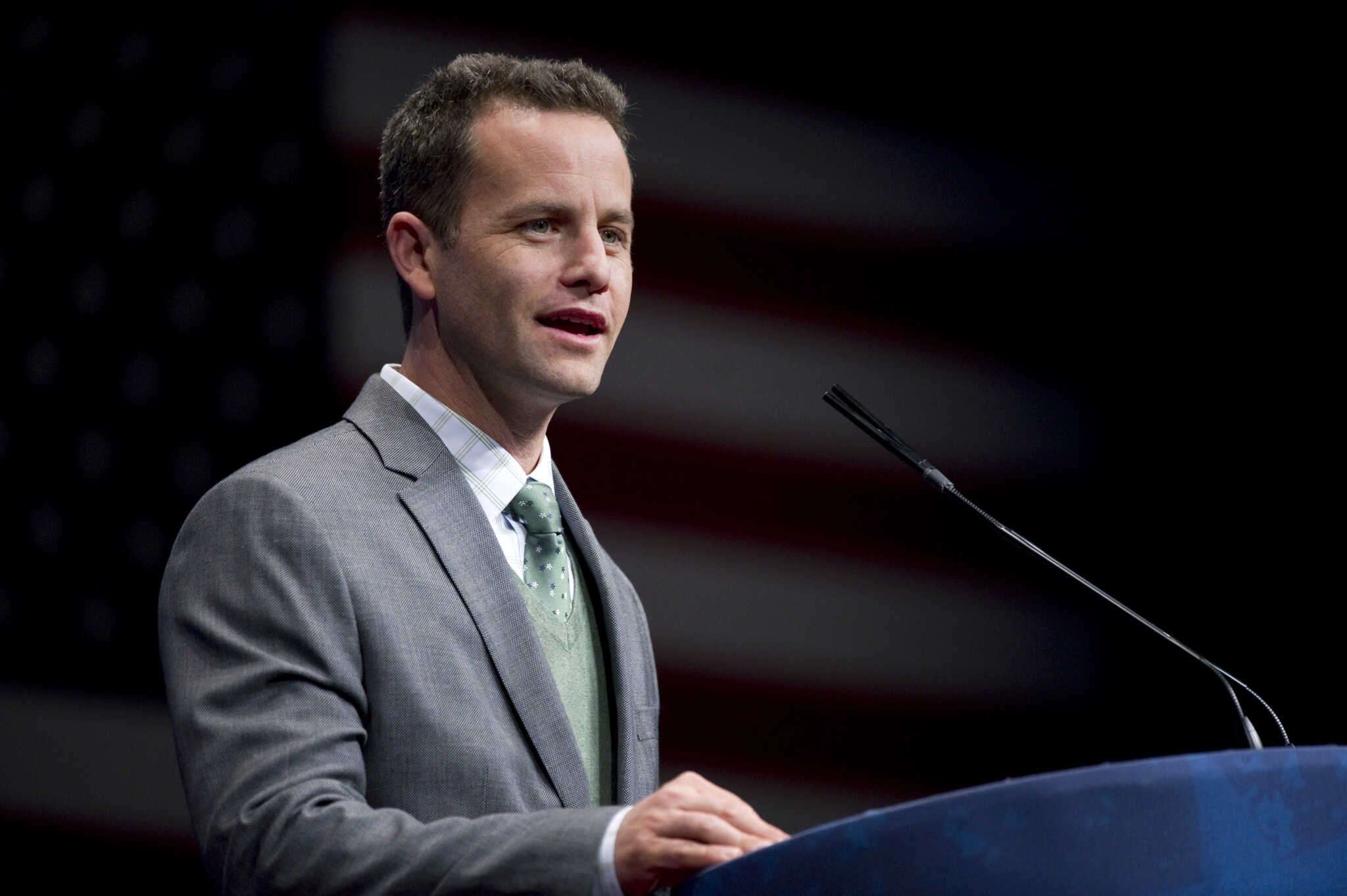 ‘Courage … and Backbone’: Kirk Cameron on Why Trump, Rogan Could Teach ...